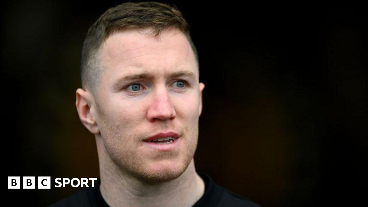 Rory O’Loughlin: Exeter winger forced to retire - BBC Sport