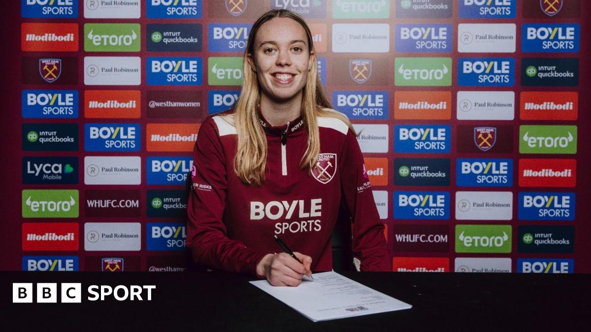 Rebekah Dowsett signs first professional contract with West Ham - BBC Sport