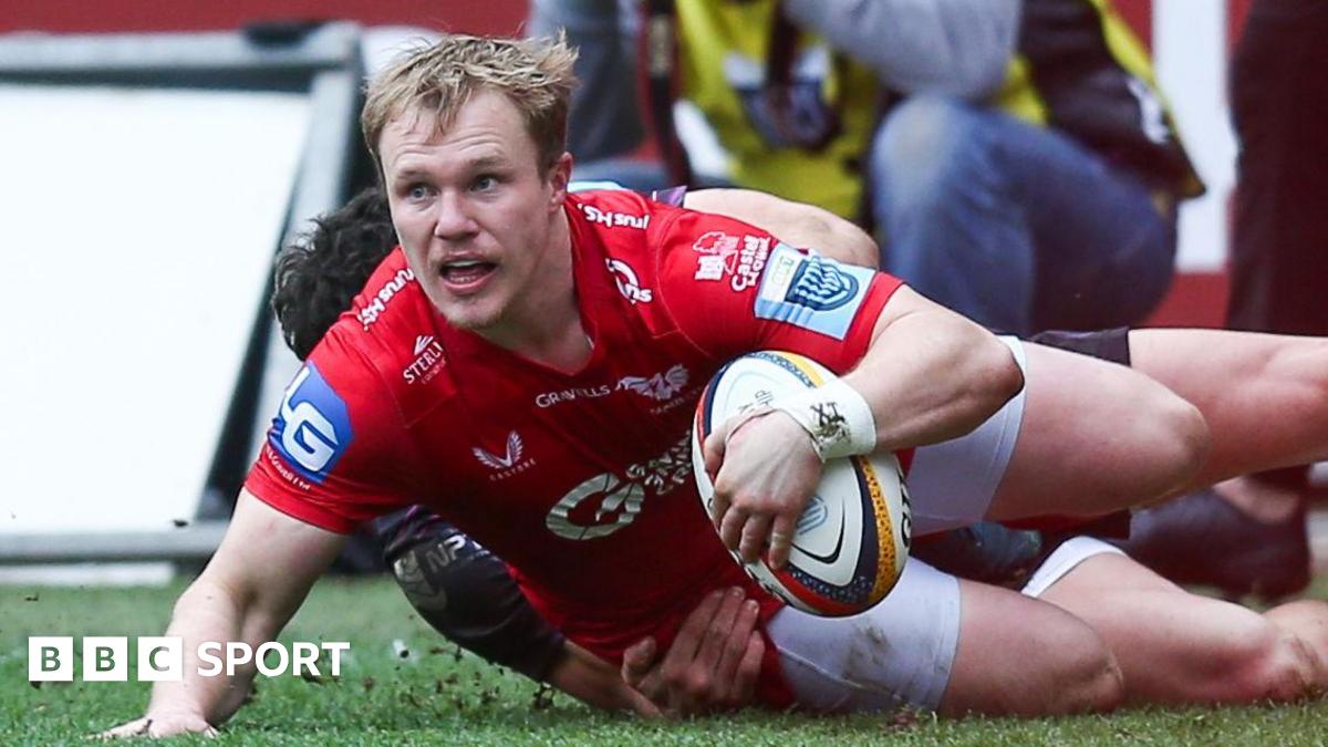 Scarlets 38-22 Ospreys: Dwayne Peel's side keep URC play-off hopes ...