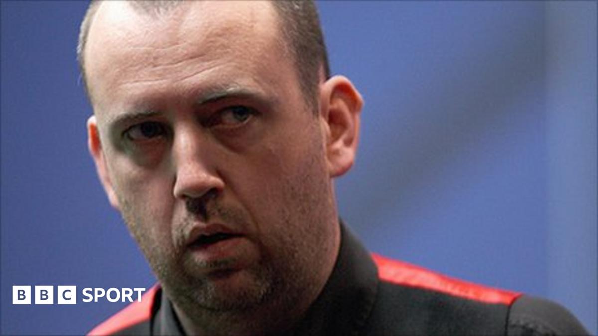 World Snooker: Mark Williams cruises past Jamie Cope - BBC Sport