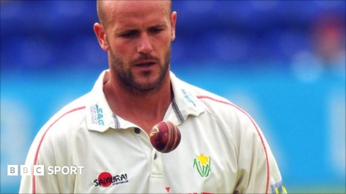 Injury forces retirement of Glamorgan's David Harrison - BBC Sport