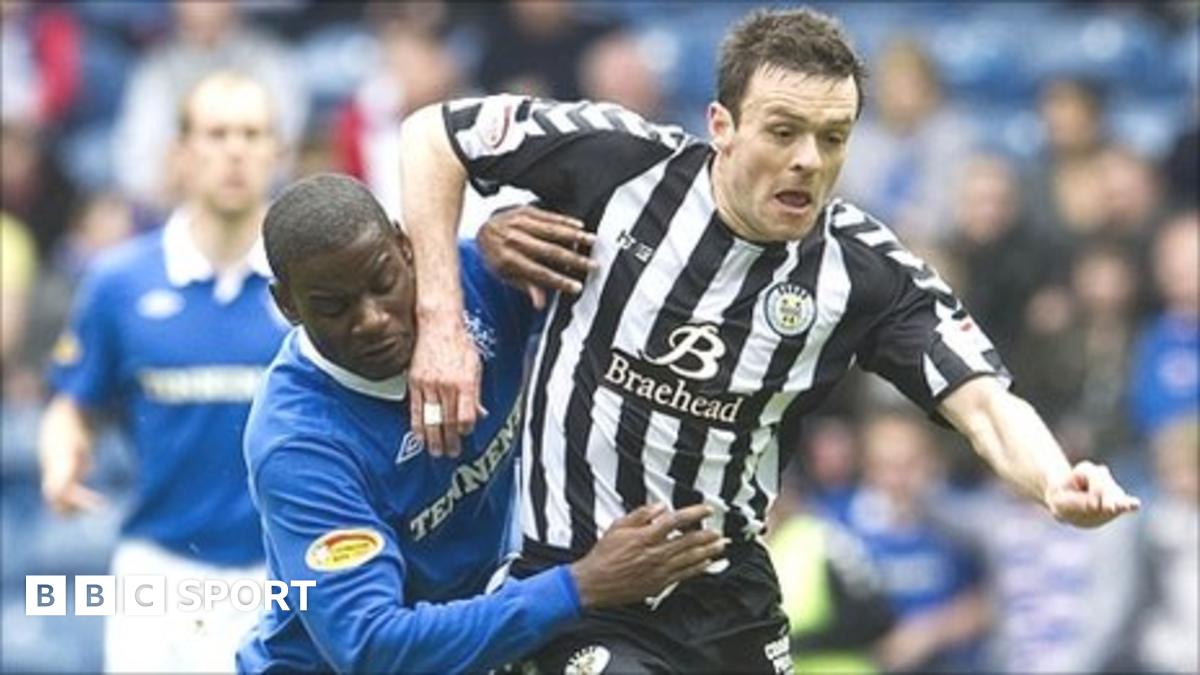 Midfielder Steven Thomson extends stay at St Mirren - BBC Sport