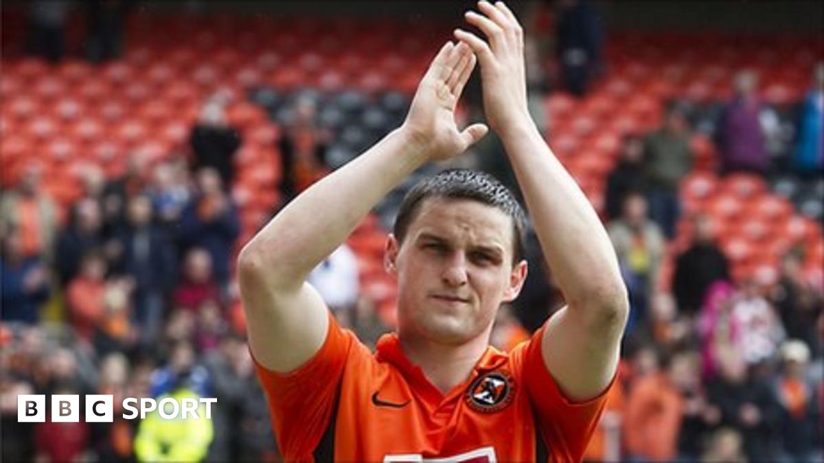 Midfielder Craig Conway talks confirmed by Rangers - BBC Sport