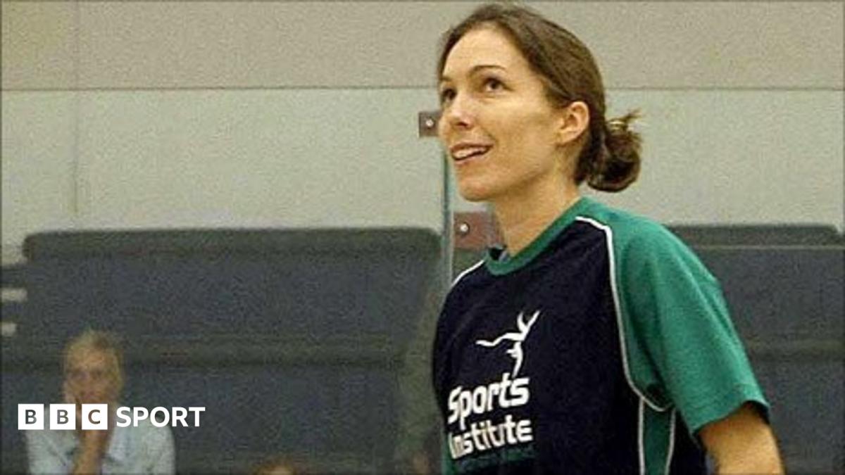 Madeline Perry beaten in Australia Open semi-final - BBC Sport