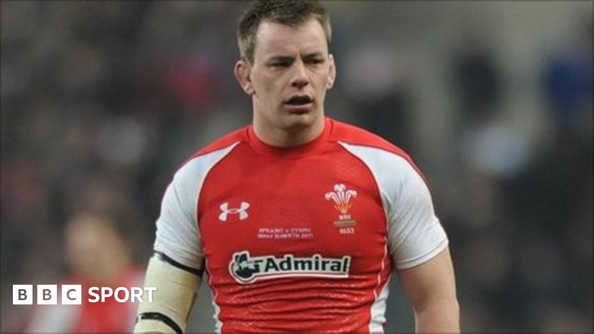 Matthew Rees suffers World Cup injury blow for Wales - BBC Sport