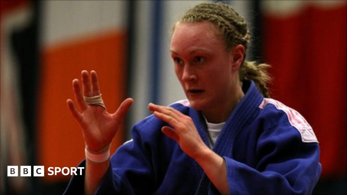 Gemma Howell loses in last 16 of World Championships - BBC Sport