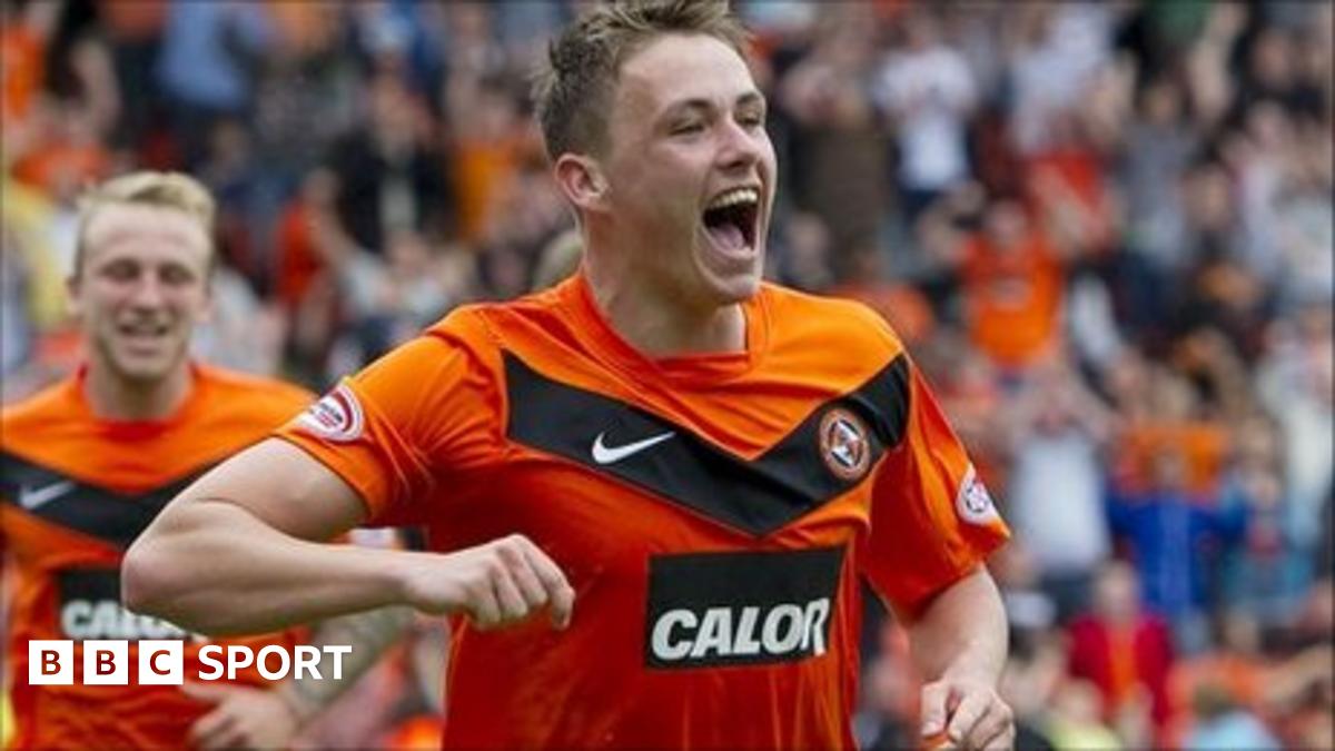 Celtic monitor Dundee United contract rebel Scott Allan - BBC Sport