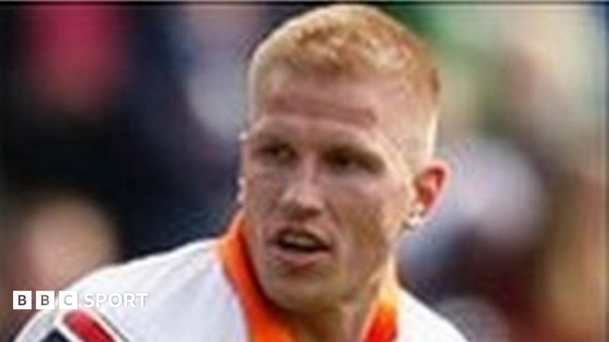 Blackpool midfielder Keith Southern agrees new contract - BBC Sport