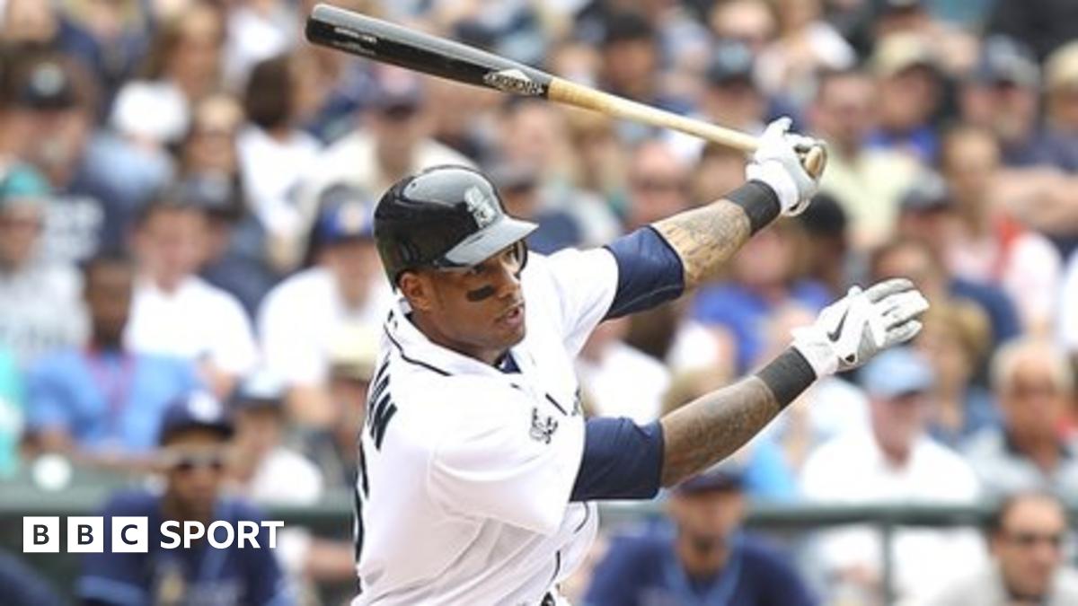 Seattle Mariners outfielder Greg Halman stabbed to death - BBC Sport