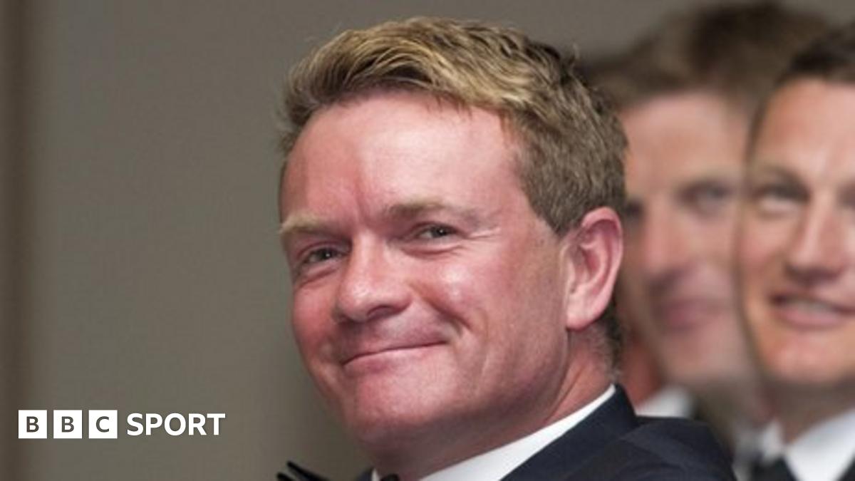 Paul McBride QC to help Hearts players in wages row - BBC Sport