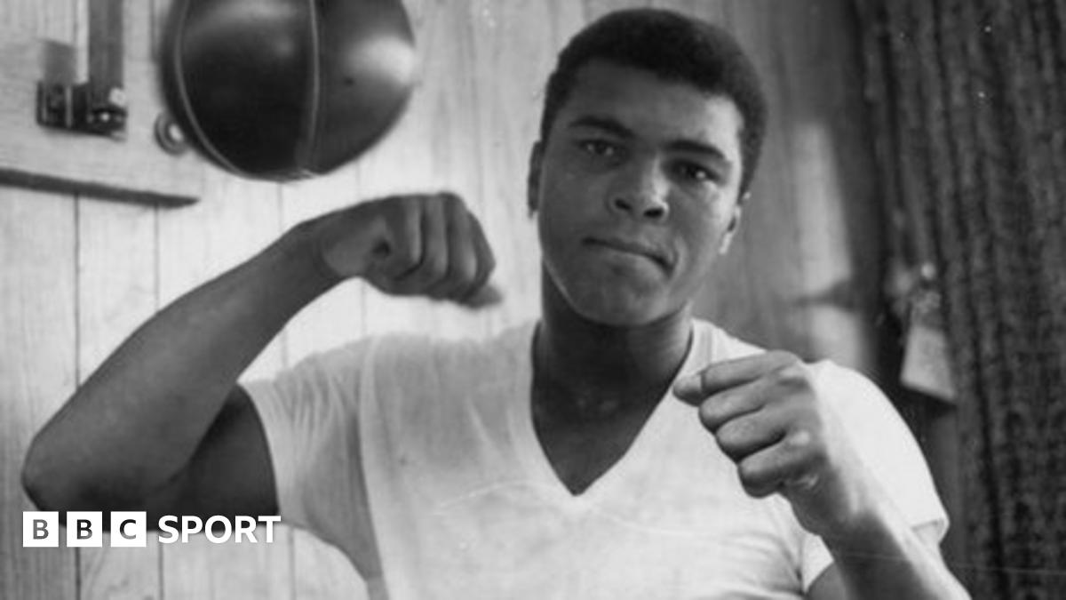 Muhammad Ali's life in pictures - BBC Sport