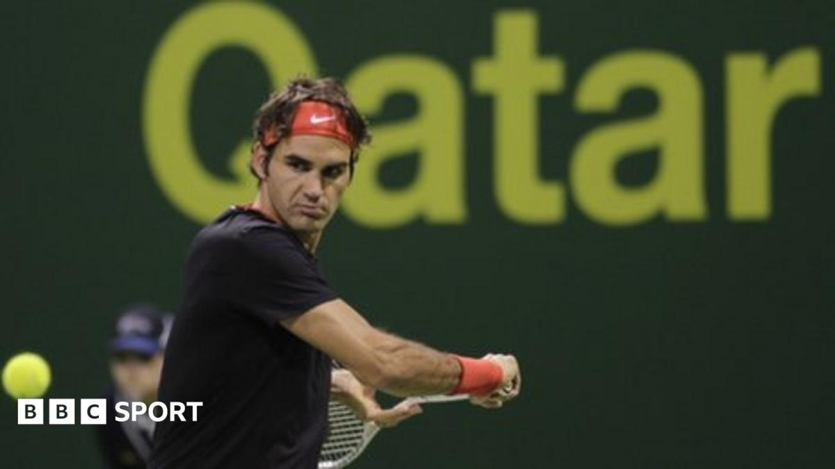 Roger Federer out of Qatar Open with back injury - BBC Sport