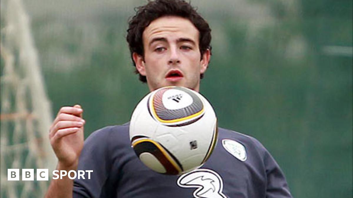 Stoke City's Marc Wilson stands by Republic decision - BBC Sport