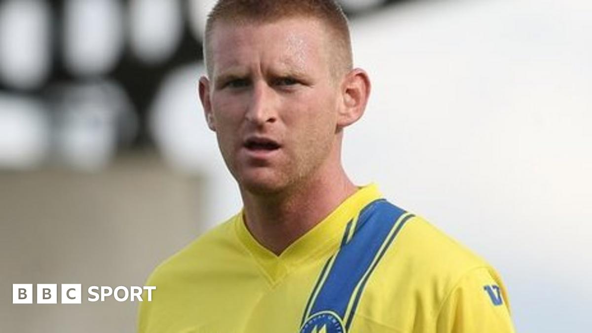 Torquay's Chris Robertson generating transfer interest - BBC Sport