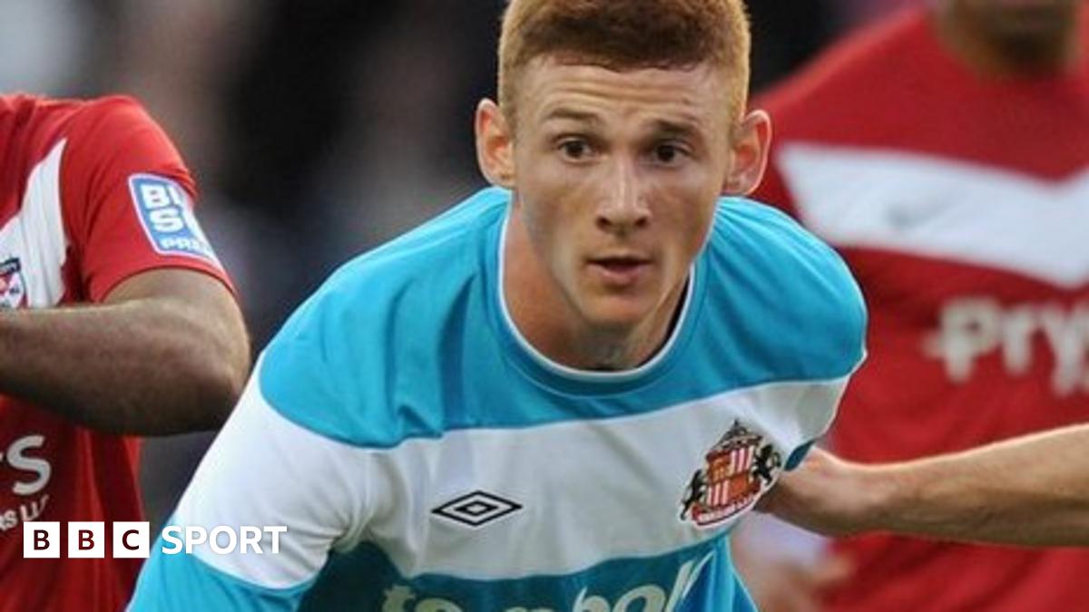 Sunderland's Jordan Cook extends Carlisle United loan deal - BBC Sport