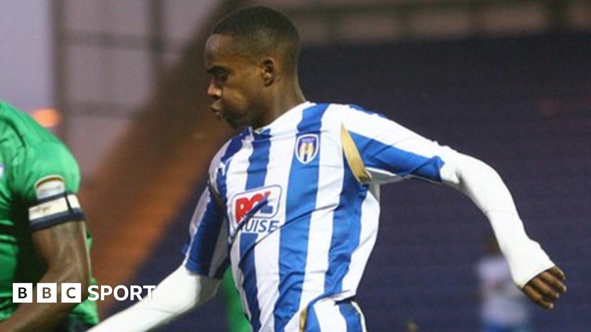Watford cut short Gavin Massey's Colchester United loan - BBC Sport