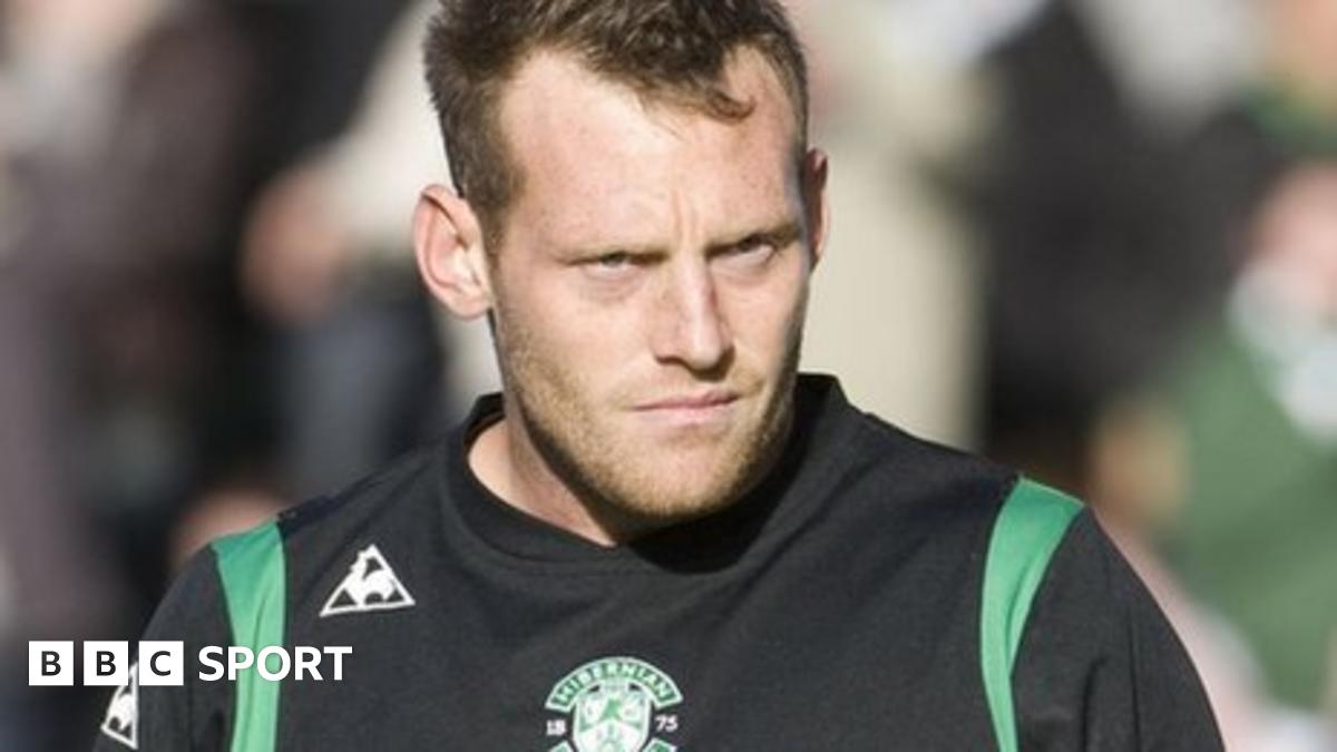 Hibernian manager Pat Fenlon sticks by keeper Graham Stack - BBC Sport