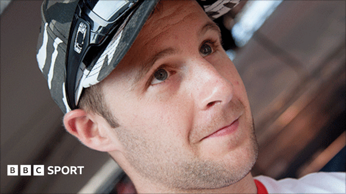 Jonathan Rea and Eugene Laverty miss out on Imola podium - BBC Sport
