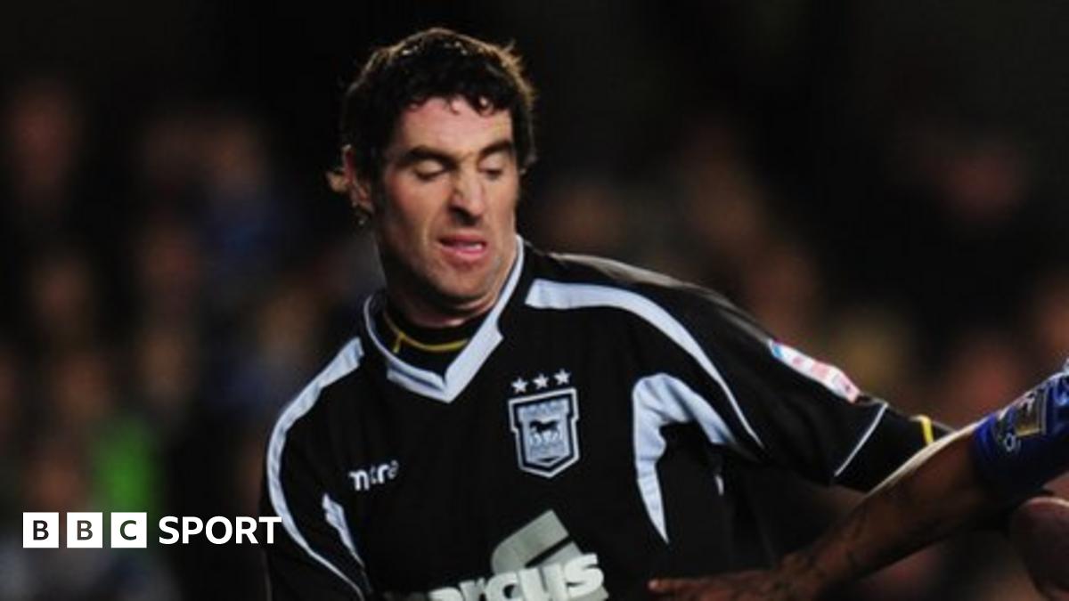 Mark Kennedy to become Ipswich Town coach - BBC Sport