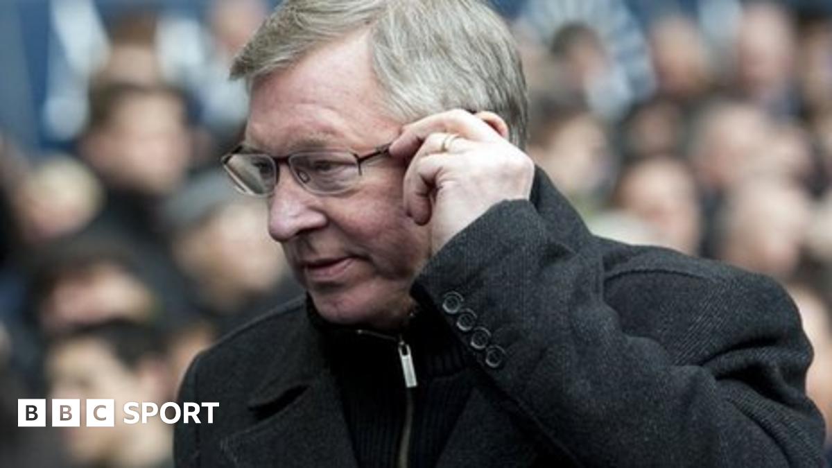 Manchester United boss Sir Alex Ferguson upbeat over title chance - BBC ...