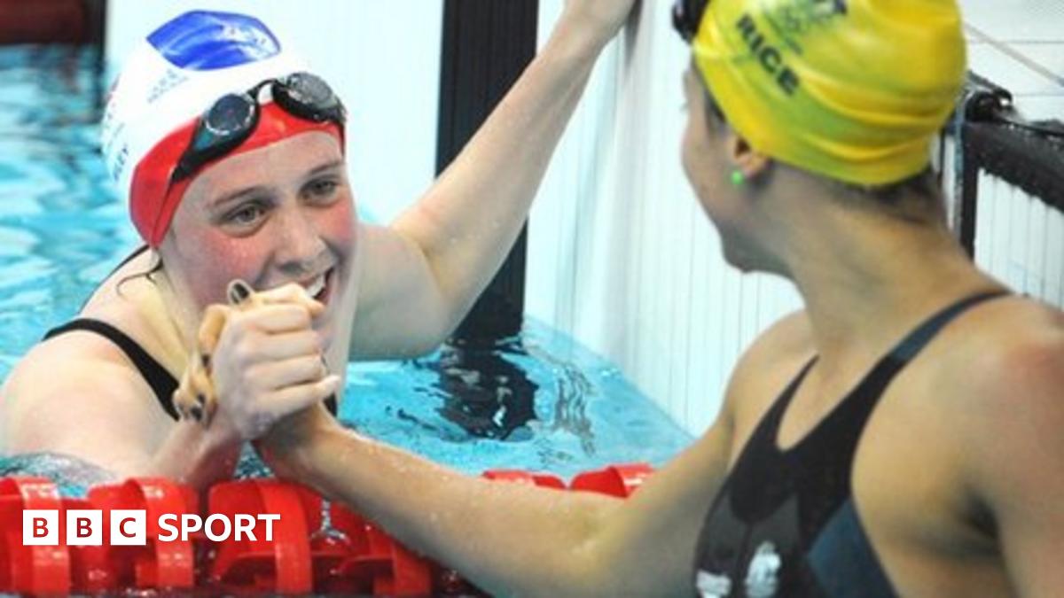 London 2012: Team GB told to use common sense on handshakes - BBC Sport