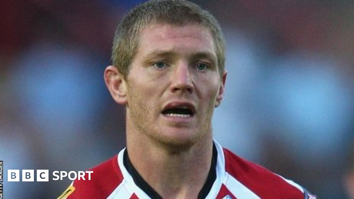 Malcolm Alker felt forced from Salford City Reds - BBC Sport