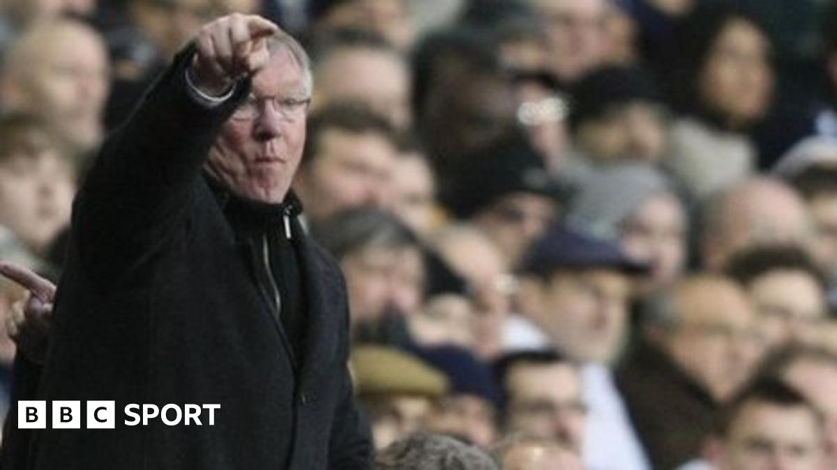 Manchester United timing title bid perfectly - Ferguson - BBC Sport