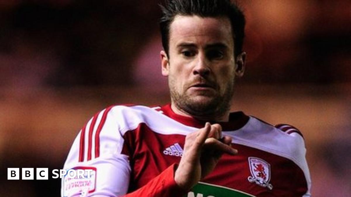 Middlesbrough boss Tony Mowbray short of defensive cover - BBC Sport