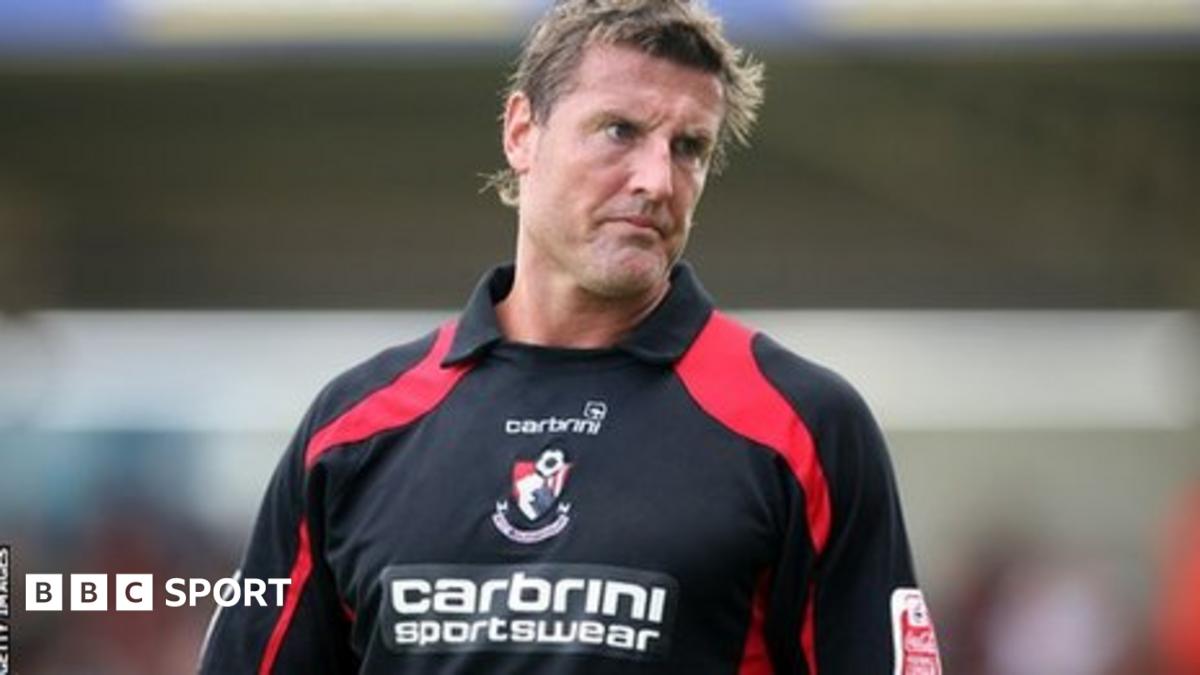 Bournemouth striker Steve Fletcher realistic about future - BBC Sport