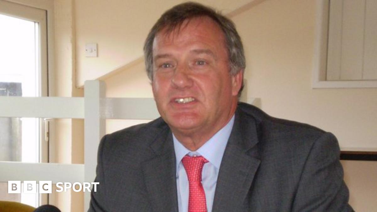 Hereford United chairman David Keyte resigns - BBC Sport