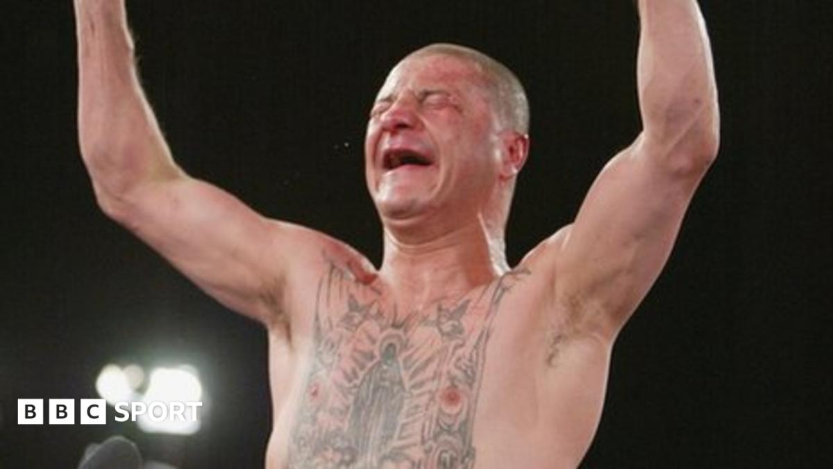 Three-weight world champion Johnny Tapia found dead - BBC Sport