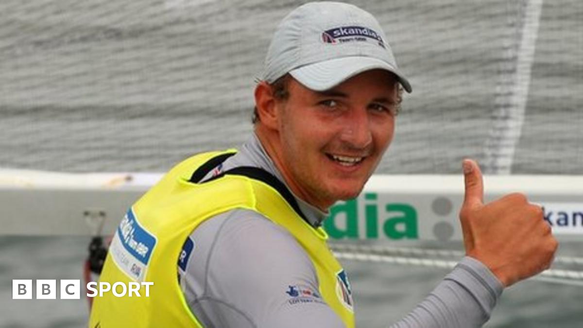 London 2012: Giles Scott and Ben Ainslie set Finn pace - BBC Sport