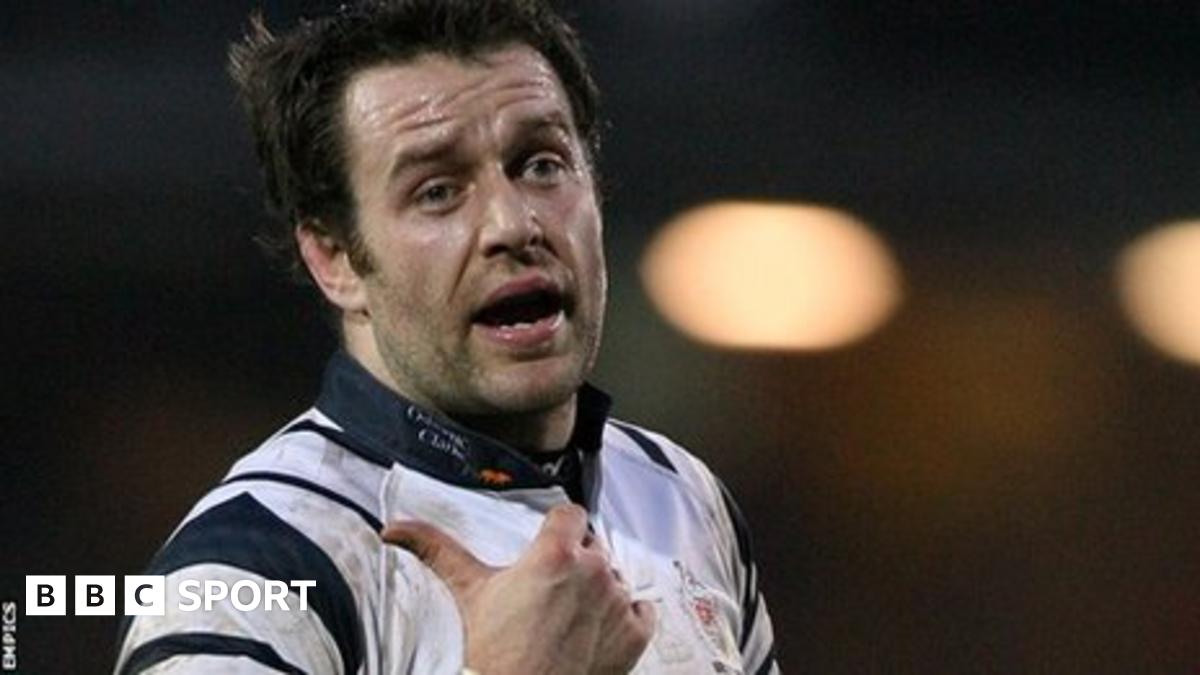 Bristol: Aironi lock George Biagi signs as 14 depart - BBC Sport