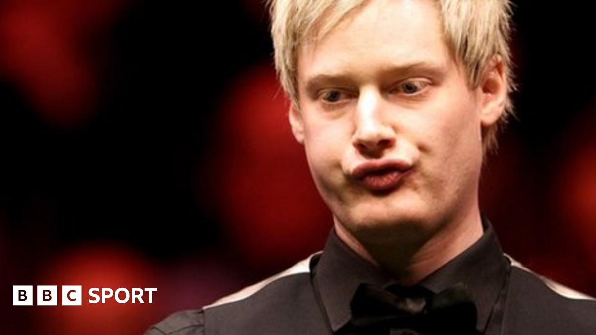 Australian Open 2012: Neil Robertson beaten by Mark Davis - BBC Sport