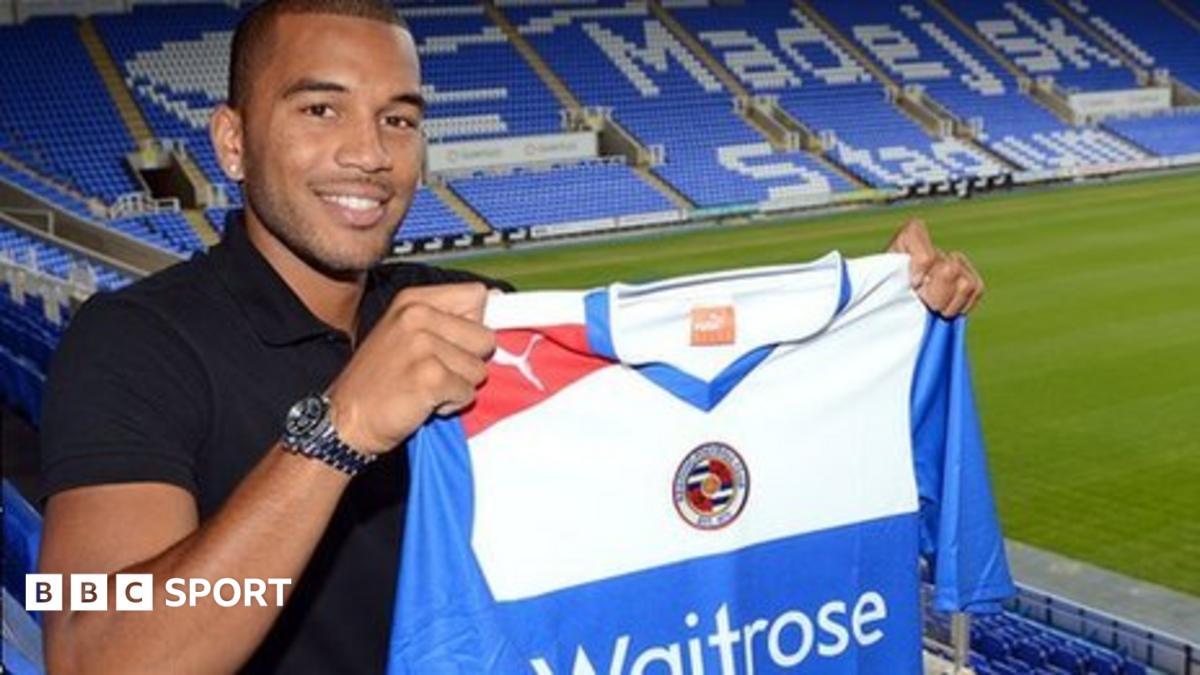Reading sign Adrian Mariappa from Watford - BBC Sport
