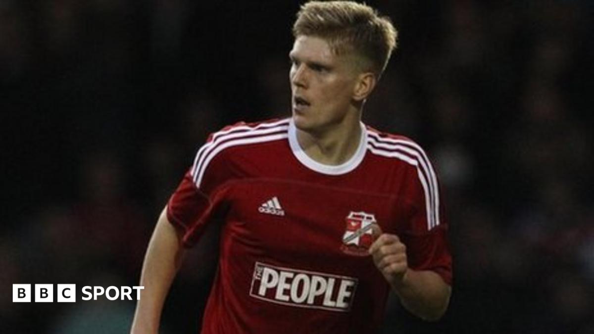 Alan Connell joins Bradford City from Swindon Town - BBC Sport