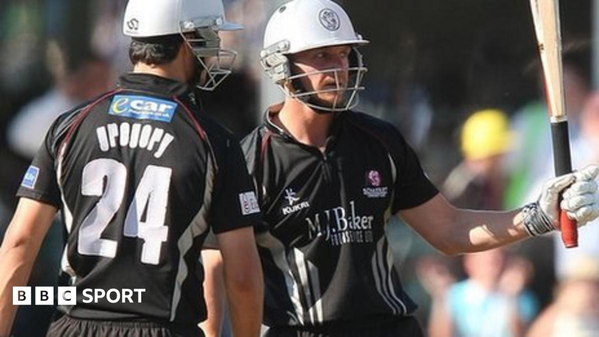 James Hildreth helps Somerset into FL t20 finals day - BBC Sport
