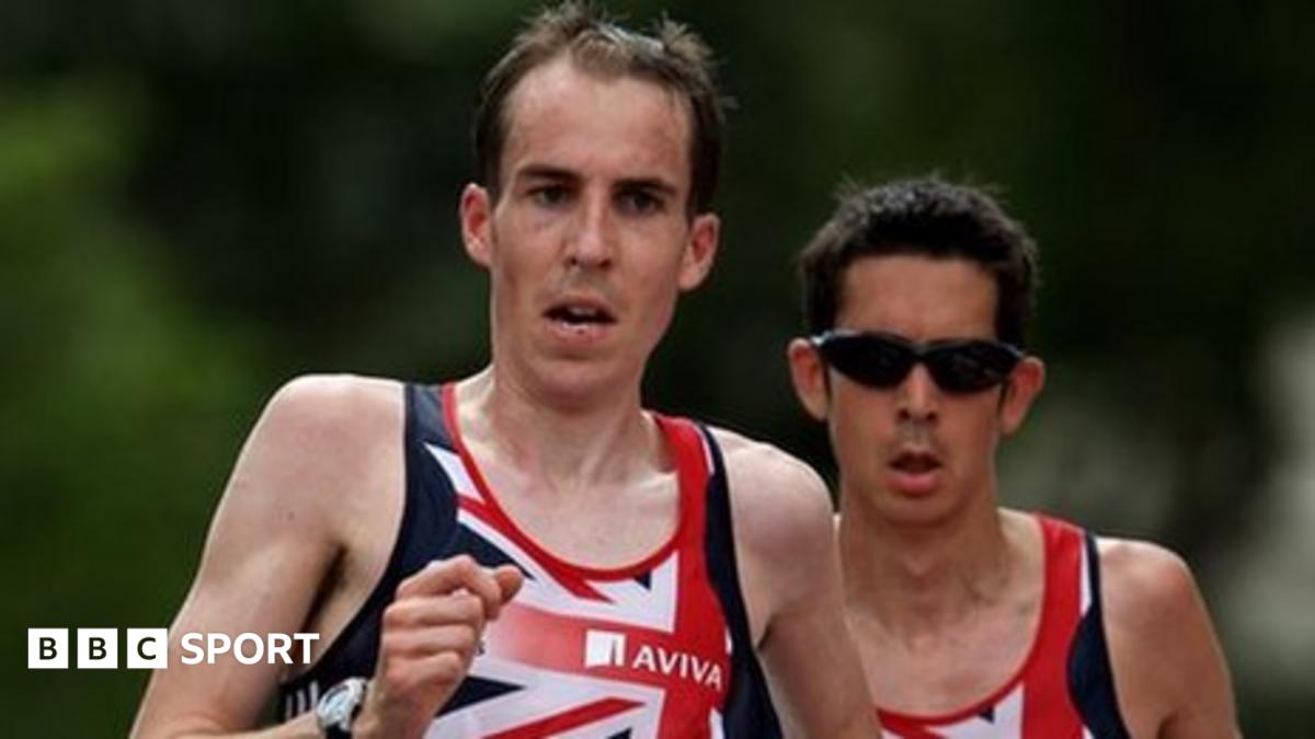 London 2012: Marathon runner David Webb pulls out with injury - BBC Sport