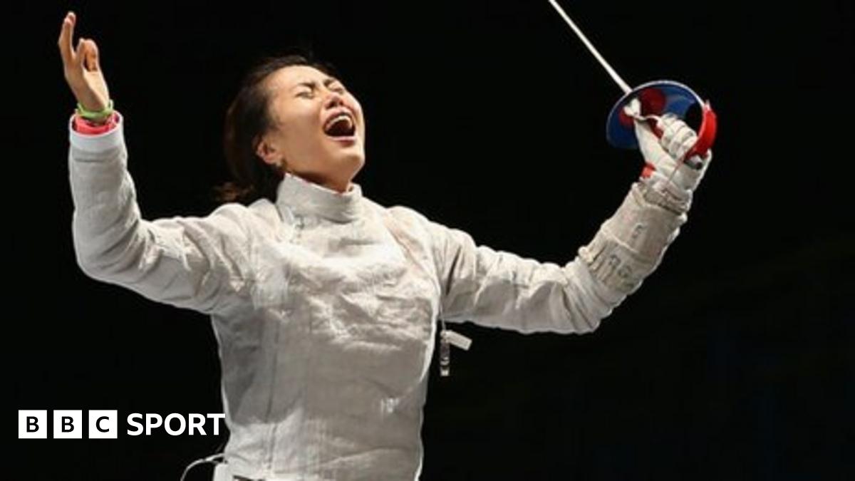 Olympics fencing: Jiyeon Kim of South Korea wins sabre gold - BBC Sport