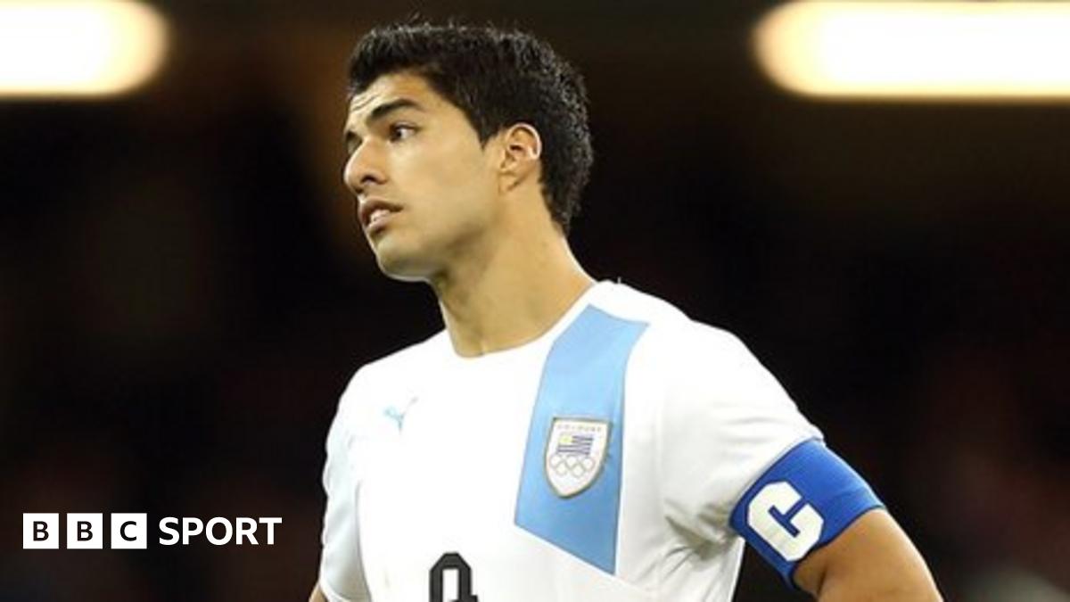 Olympics football: Luis Suarez angry at Uruguay anthem boos - BBC Sport