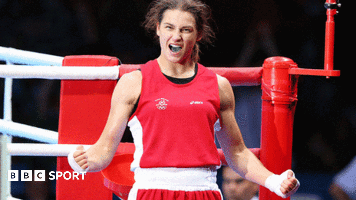 Olympic women's boxing: Katie Taylor wins to secure medal - BBC Sport