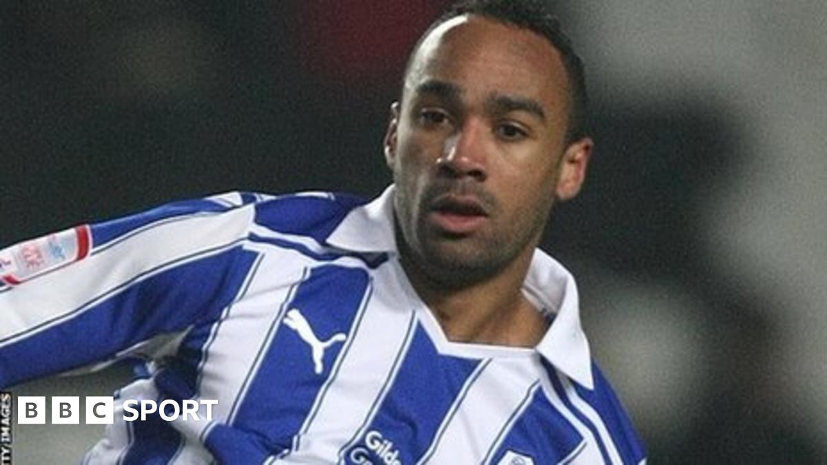 Oldham 2-4 Sheffield Wed - BBC Sport