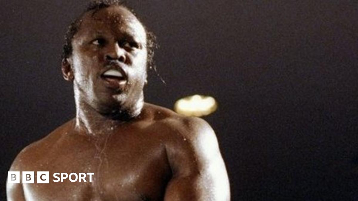 Former heavyweight champion Michael Dokes dies aged 54 - BBC Sport