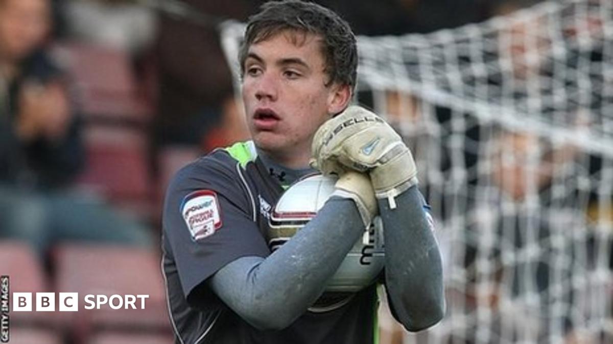 Chelsea goalkeeper Sam Walker joins Bristol Rovers on loan - BBC Sport