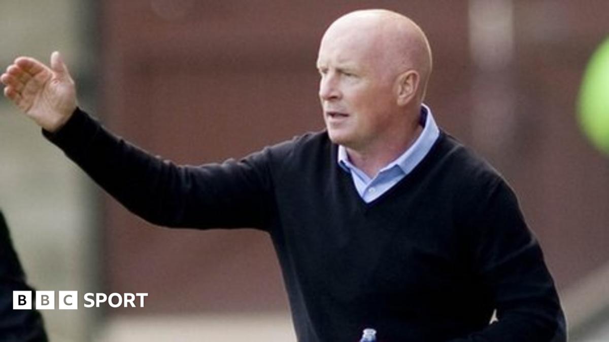 Peter Houston scoffs at Huddersfield bid for star duo - BBC Sport