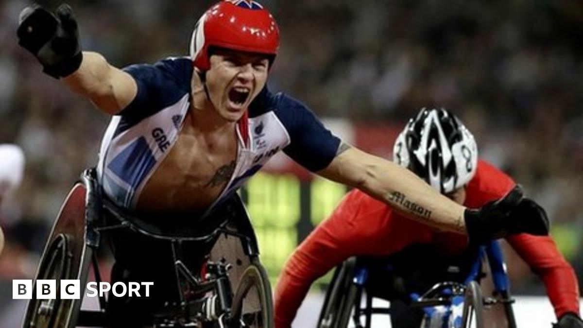 Paralympics 2012: David Weir & Hannah Cockroft win track golds - BBC Sport
