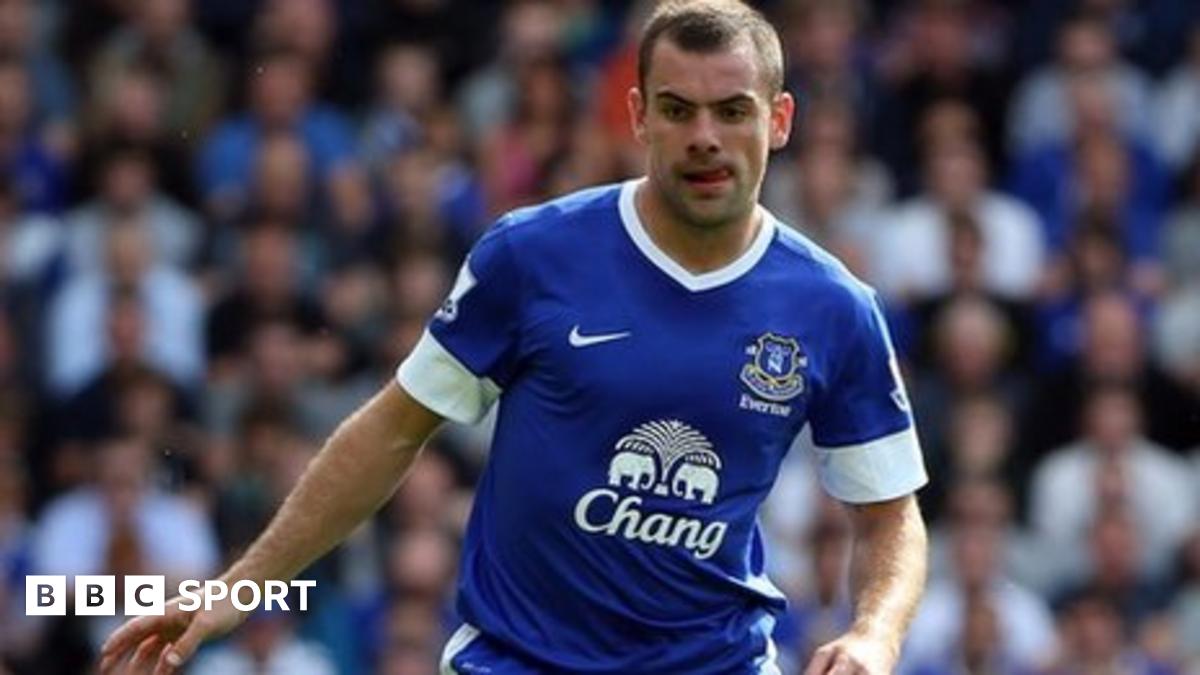 Everton midfielder Darron Gibson faces four-week lay-off - BBC Sport
