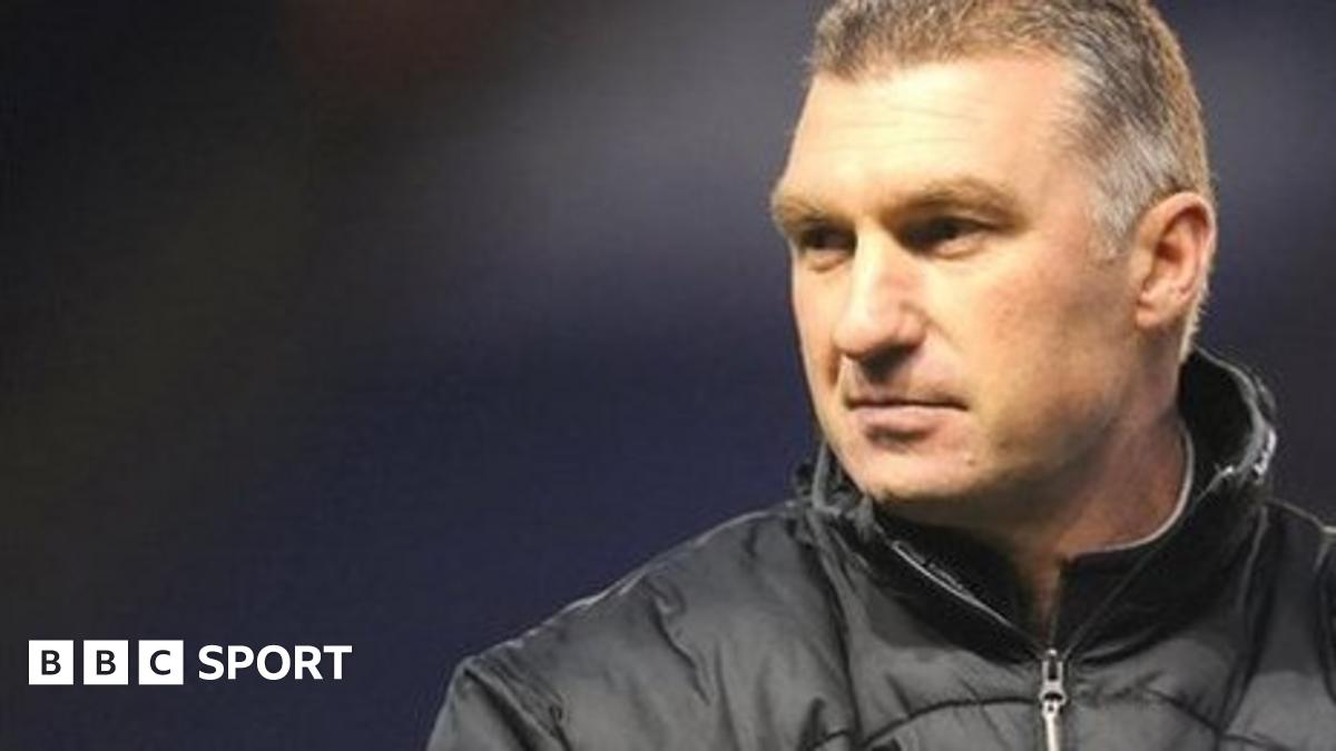 Nigel Pearson signs son James for Leicester City - BBC Sport