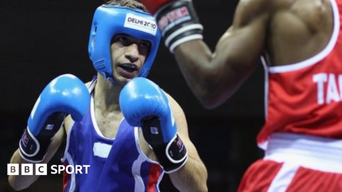 Amir Khan's younger brother Haroon turns professional - BBC Sport