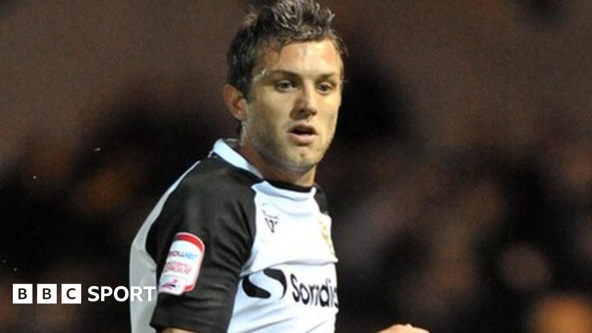 Port Vale's Doug Loft suffers injury as Lewis Haldane retires - BBC Sport